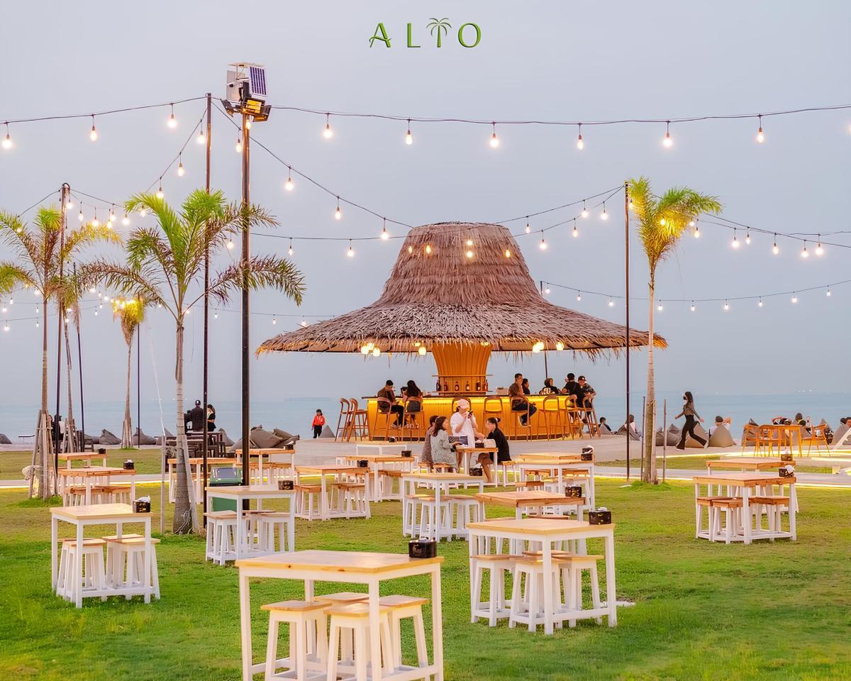 8 Great Beach Bars in Batam - BNA - Breaking news in Batam and beyond ...