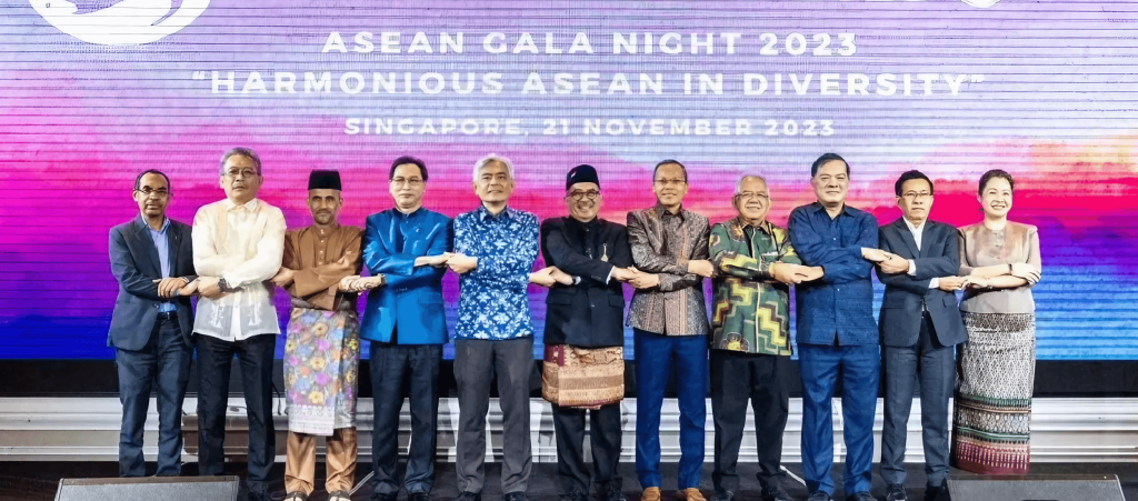 Indonesian Embassy in Singapore Hosts the 'ASEAN Gala Night' - BNA ...