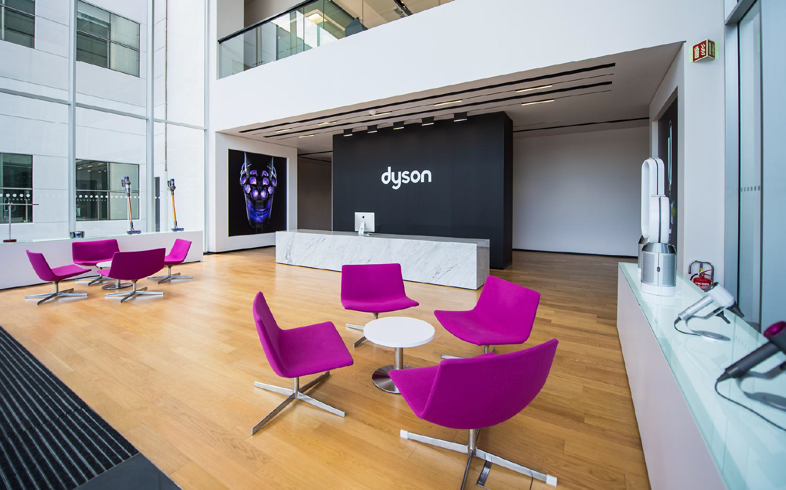How Tech Layoffs Like Dyson and Samsung’s Restructuring Boost Singapore ...