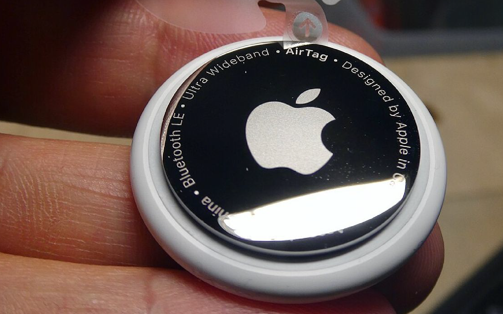 Apple’s AirTag Factory Investment in Batam Falls Short of $1 Billion ...