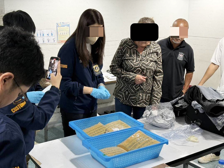 American Woman Arrested in Phuket for Smuggling Meth to Singapore ...