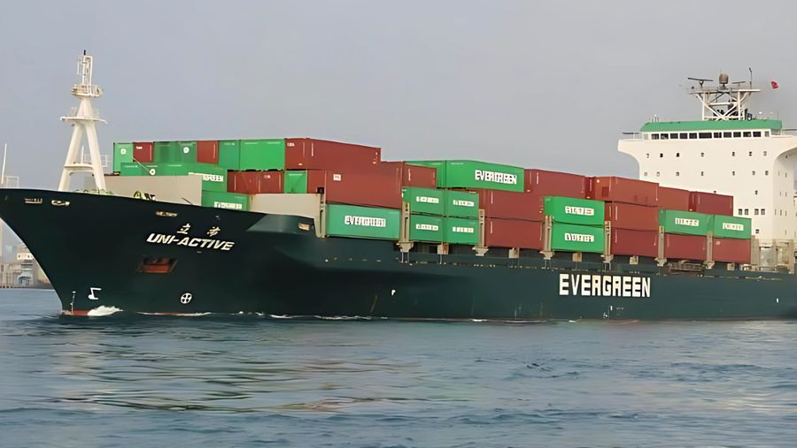 Batam’s Container Terminal Soars: Batu Ampar Productivity Surges 500% ...