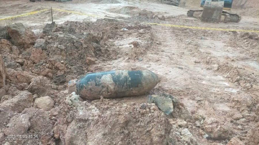 Unearthed in Kuantan: 250kg WWII Bomb Safely Neutralised Near Housing ...