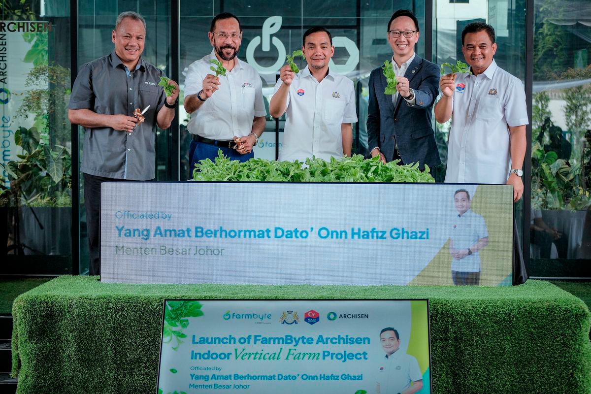 Vertical Leap in Johor: Malaysia’s Largest Indoor Farm Takes Off - Best ...